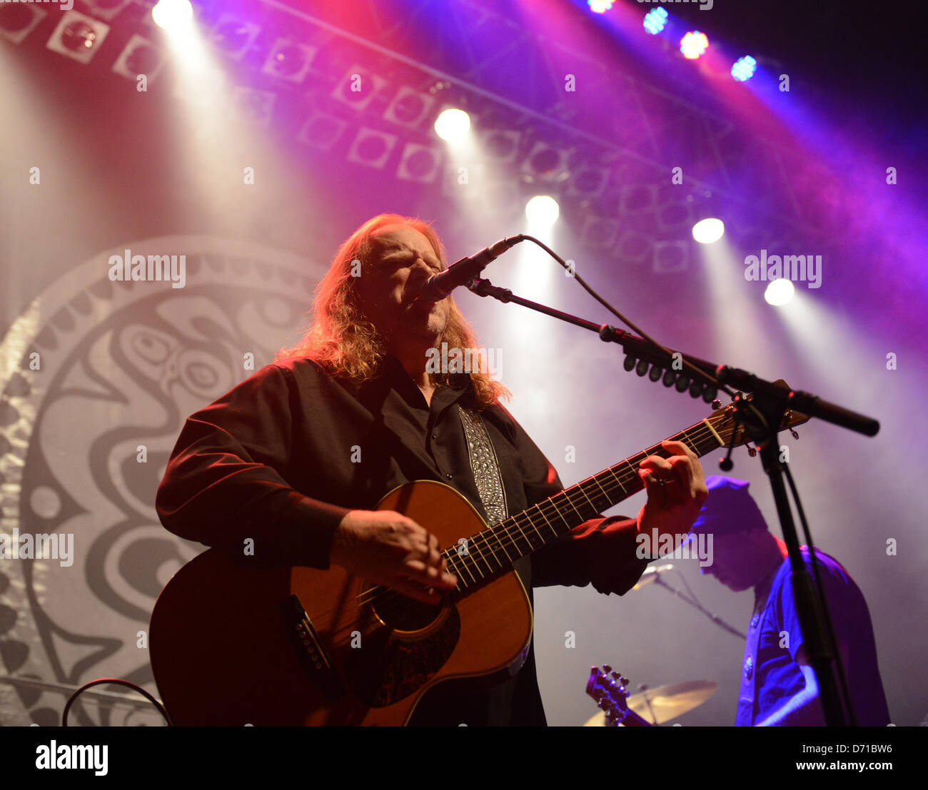 Apr 23, 2013 - Norfolk, Virginia, U.S. - Singer WARREN HAYES of 'Gov't ...