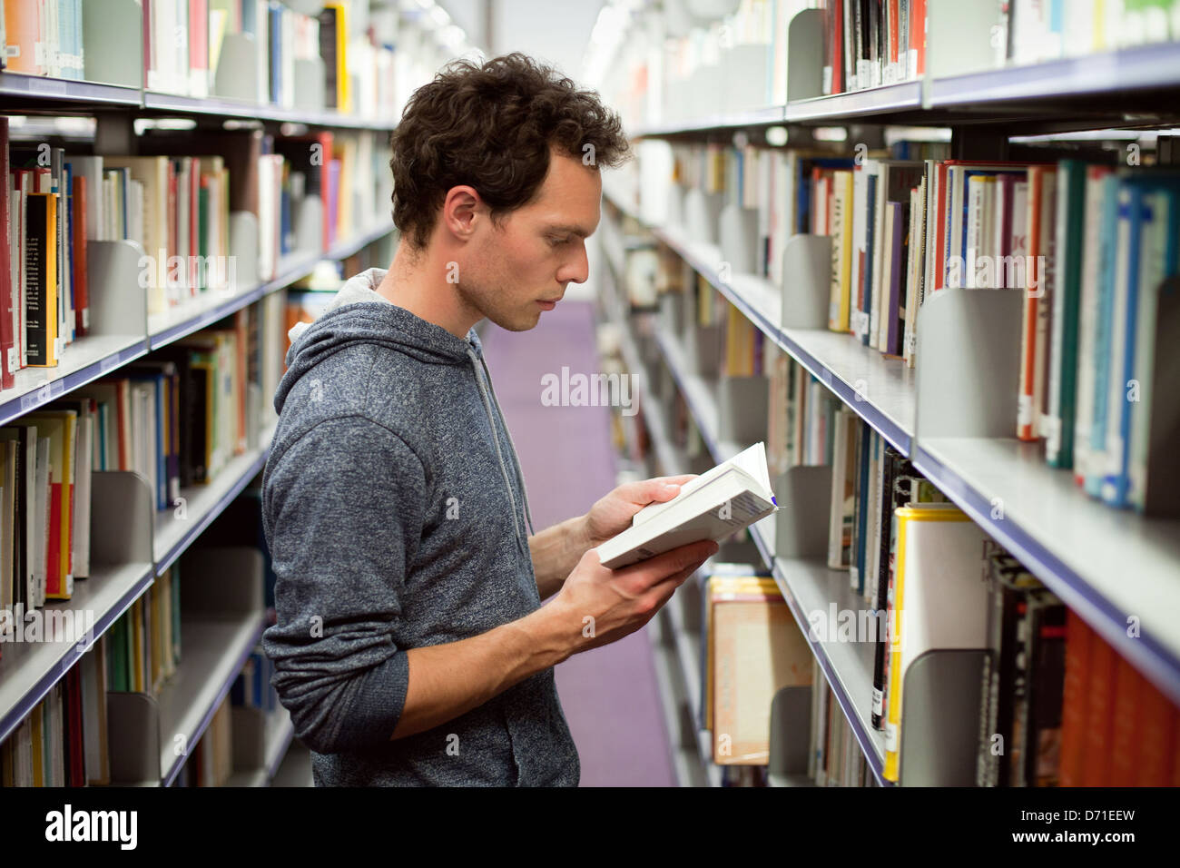 Book shop hi-res stock photography and images - Alamy