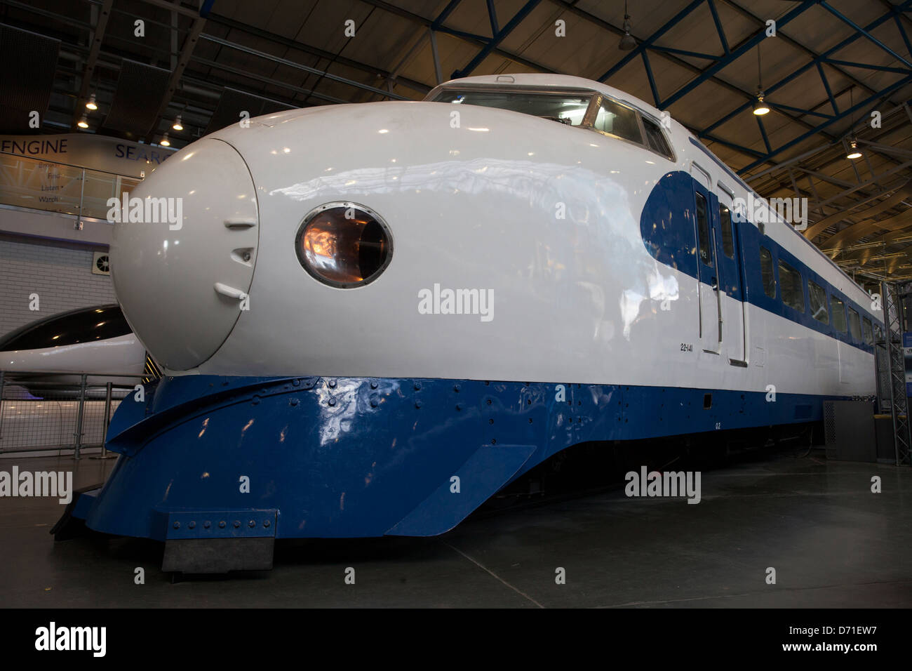 Japan bullet train engine hi-res stock photography and images - Alamy