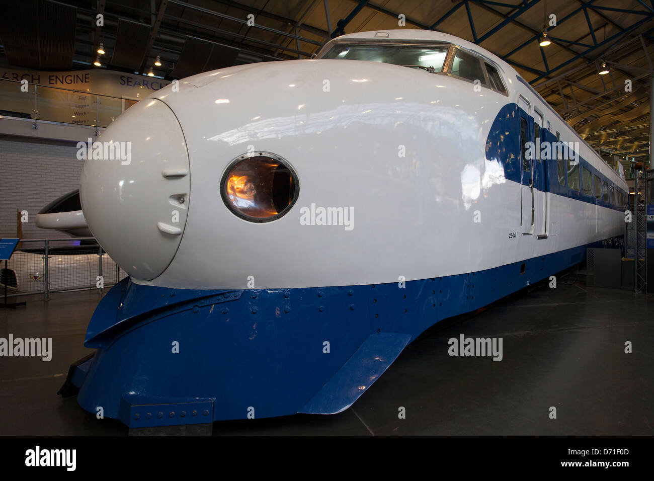 Japan bullet train engine hi-res stock photography and images - Alamy