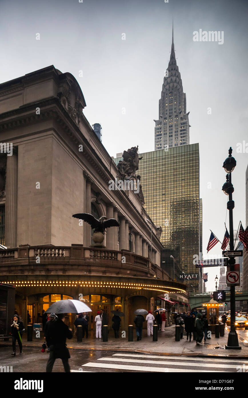 NEW YORK, VANDERBILT AVE. CHRYSLER BUILDING Stock Photo - Alamy