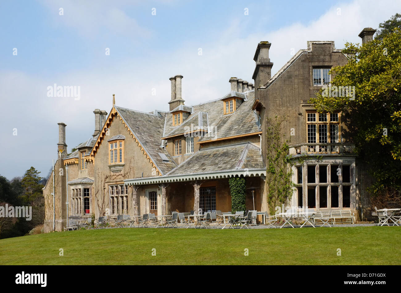 Endsleigh hi-res stock photography and images - Alamy