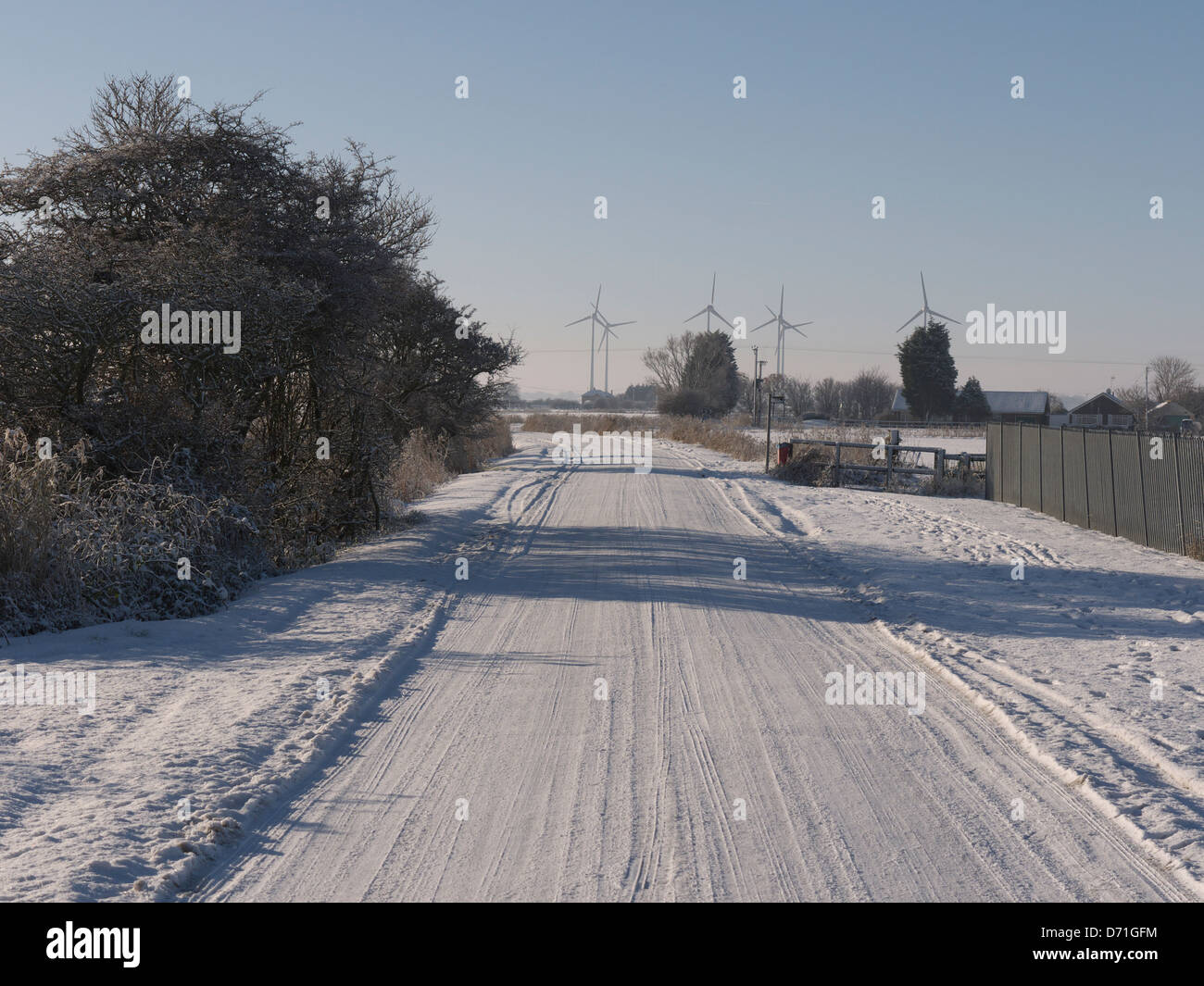 Seaholme Road Mablethorpe, Looking North West towards the wind turbines ...