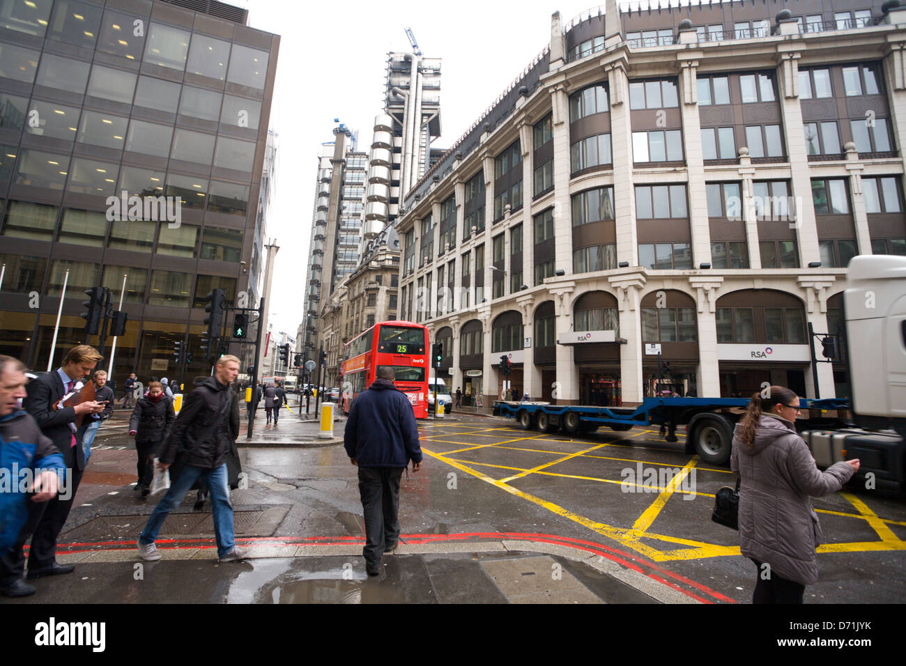 Busy Junction of Cornhill, Gracechurch St, Leadenhall St, London Stock ...