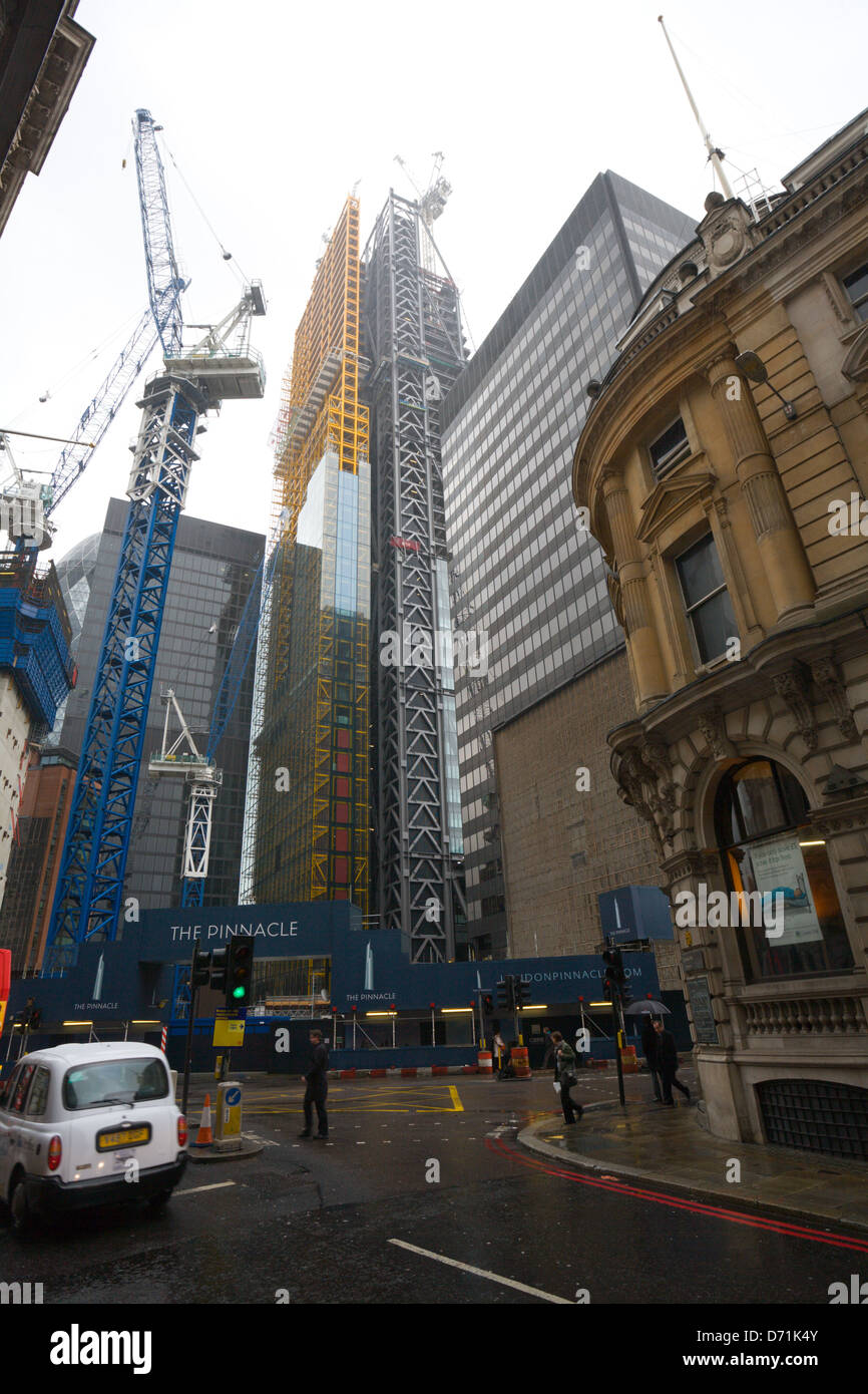 Bishopsgate tower pinnacle skyscraper construction hi-res stock ...