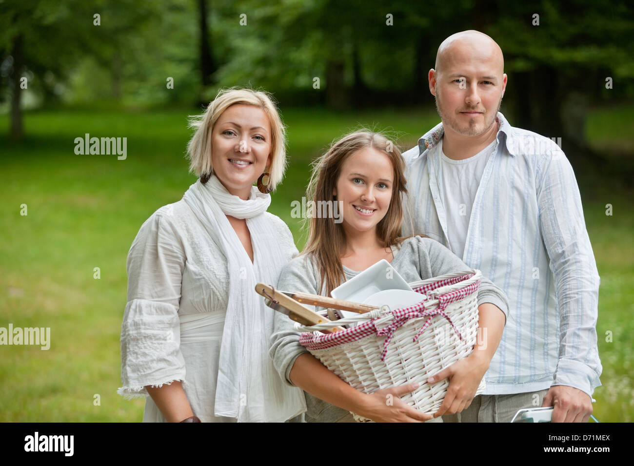 Family All Set For An Outdoor Picnic Stock Photo - Alamy