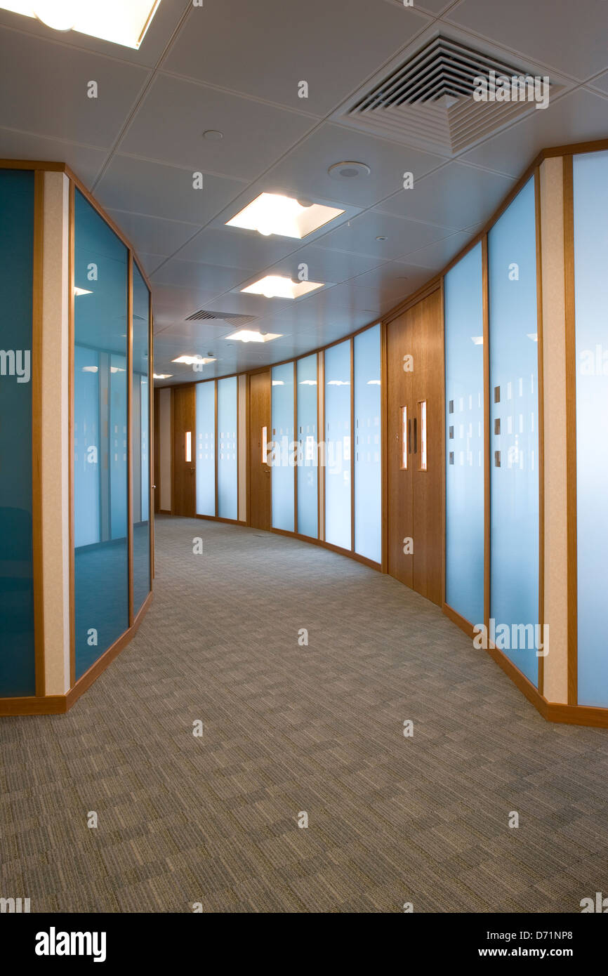 Office interior london hi-res stock photography and images - Alamy