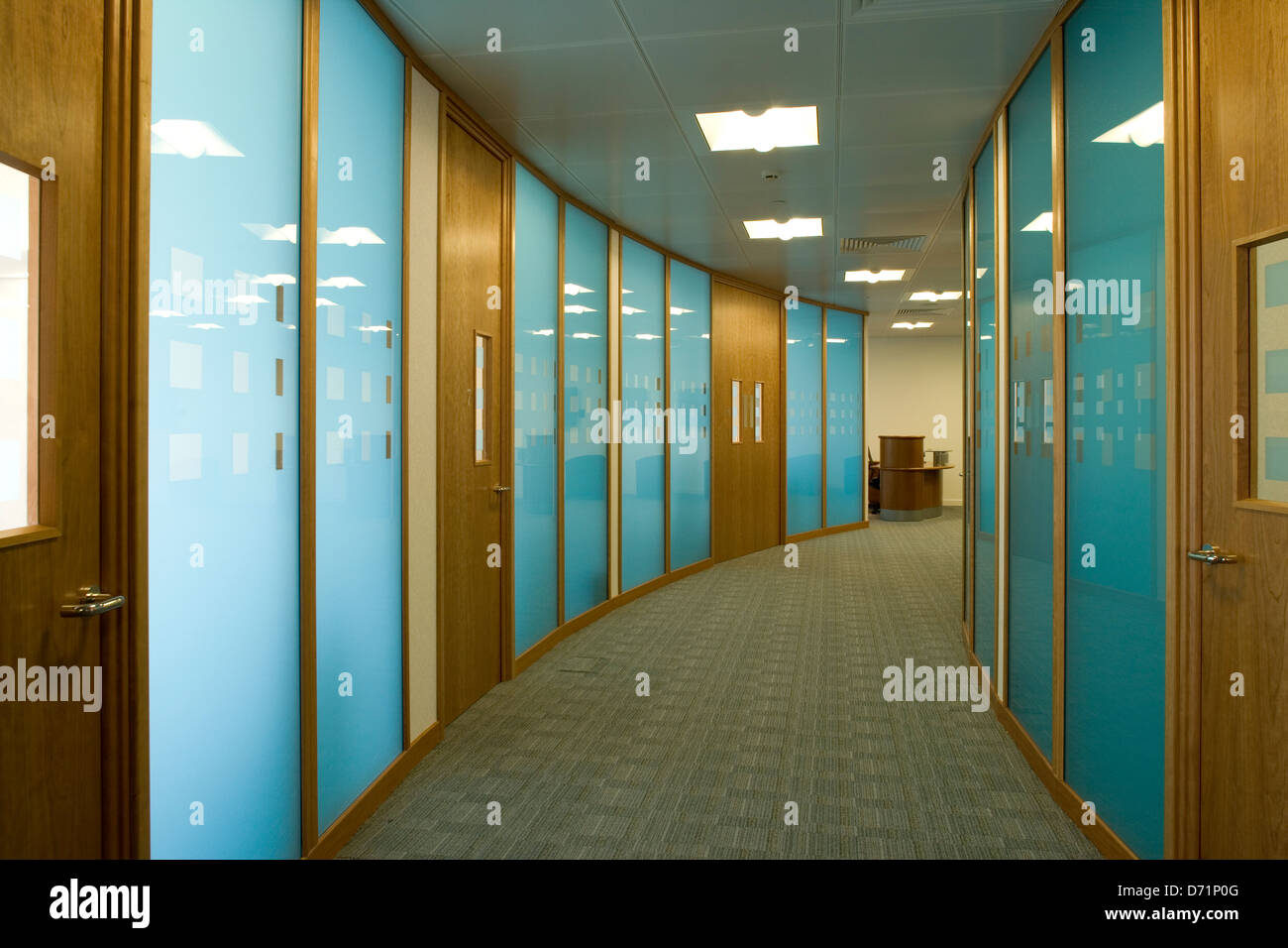 London office interior hi-res stock photography and images - Alamy