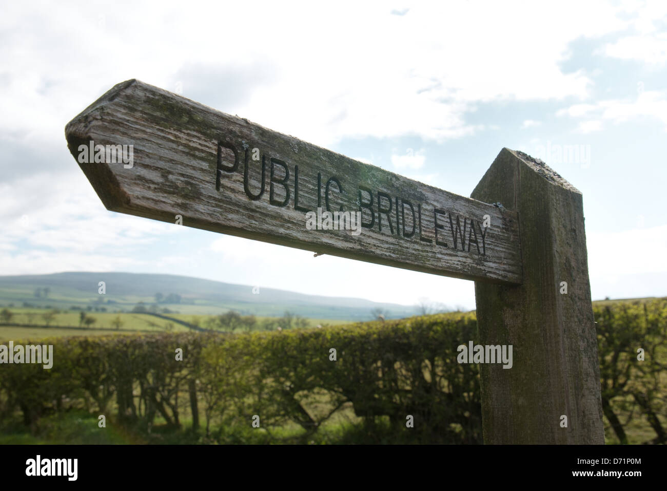 Yorkshire Dales Public Bridleway Sign Post Stock Photo - Alamy