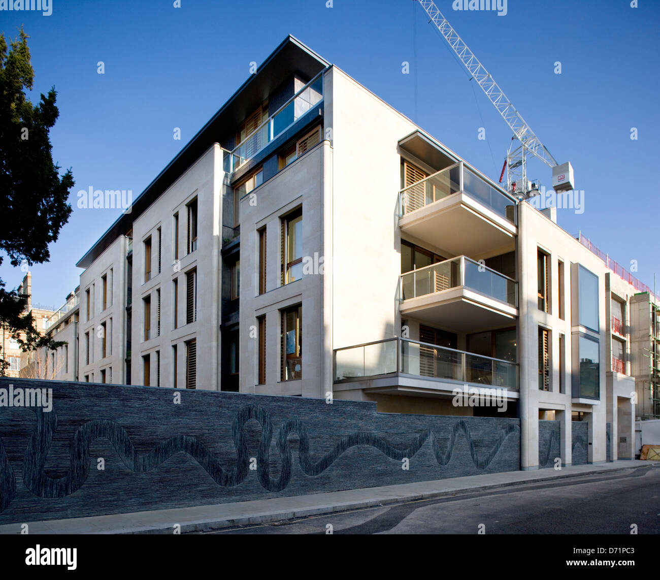 Apartment building in central London England Stock Photo - Alamy