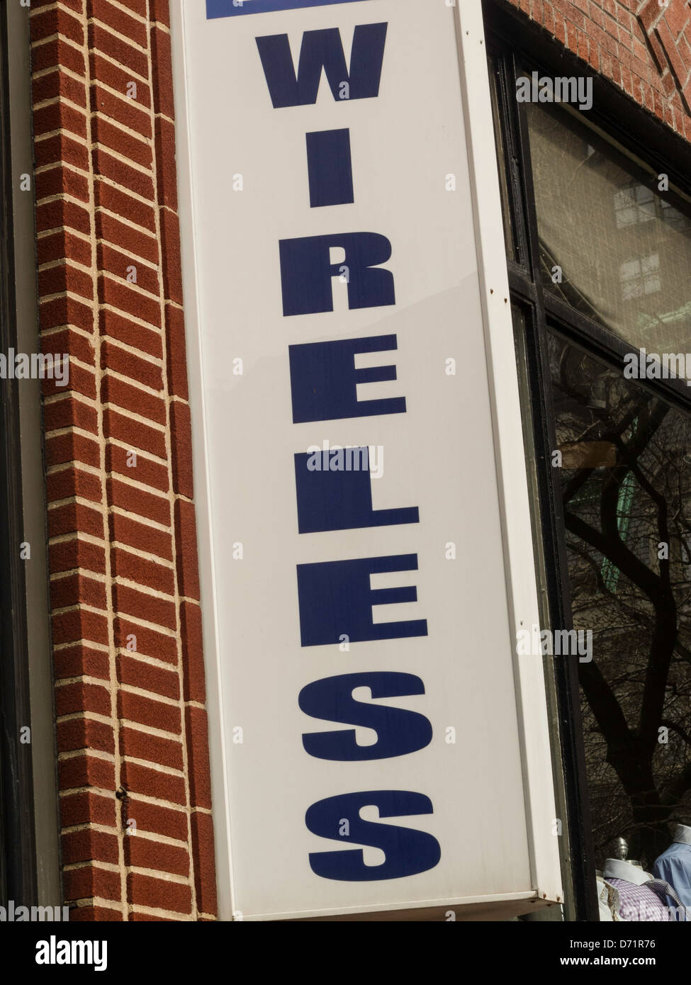 Wi fi signage hi-res stock photography and images - Alamy