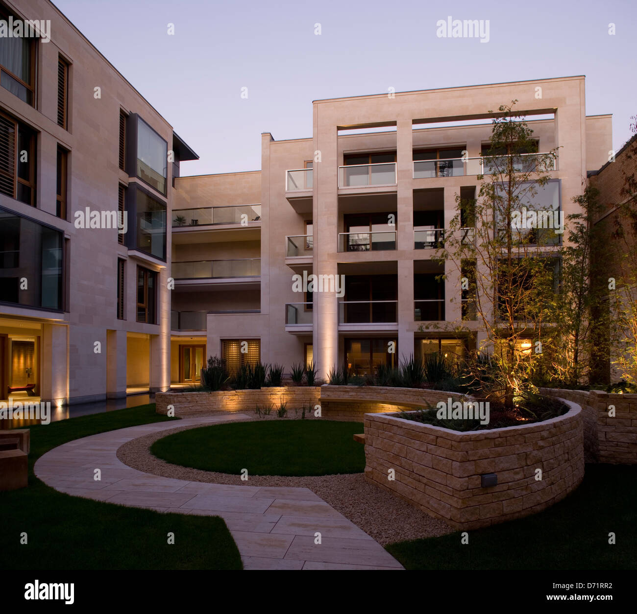 Apartment building in central London England Stock Photo - Alamy