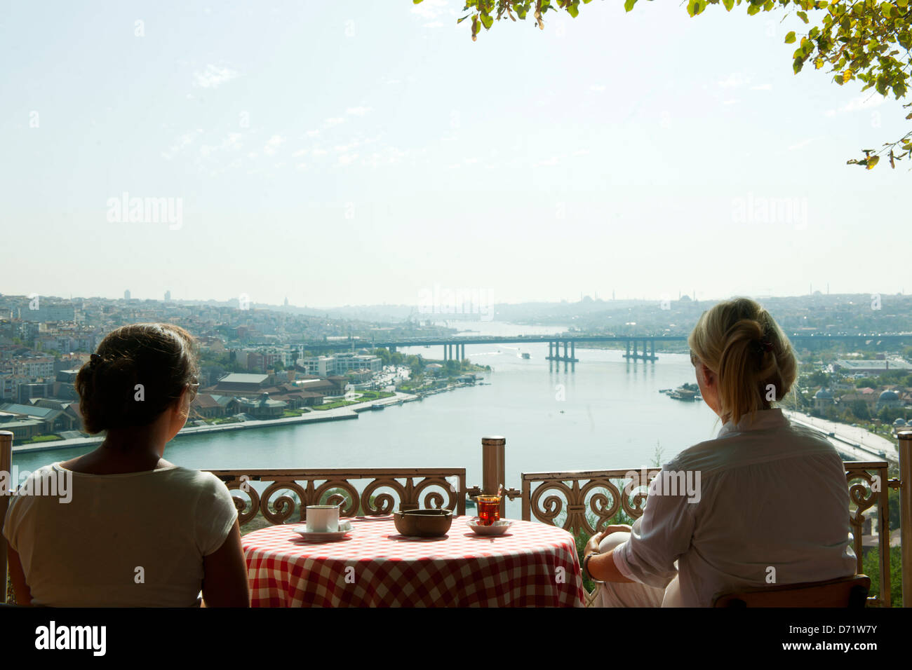 Pierre loti cafe istanbul hi-res stock photography and images - Alamy