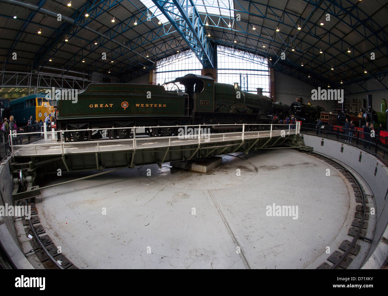 Train turntable hi-res stock photography and images - Alamy
