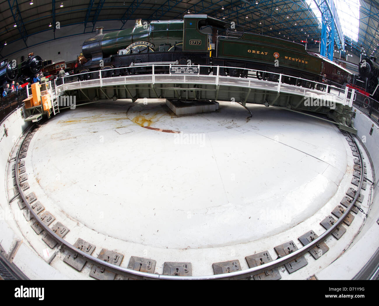 Railway turntable hi-res stock photography and images - Alamy