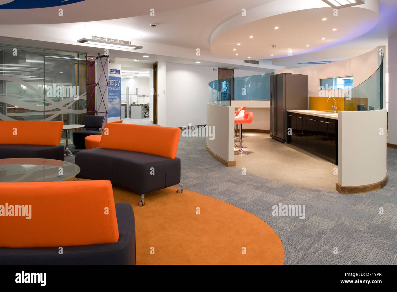 Office interior kitchen breakout area hi-res stock photography and ...