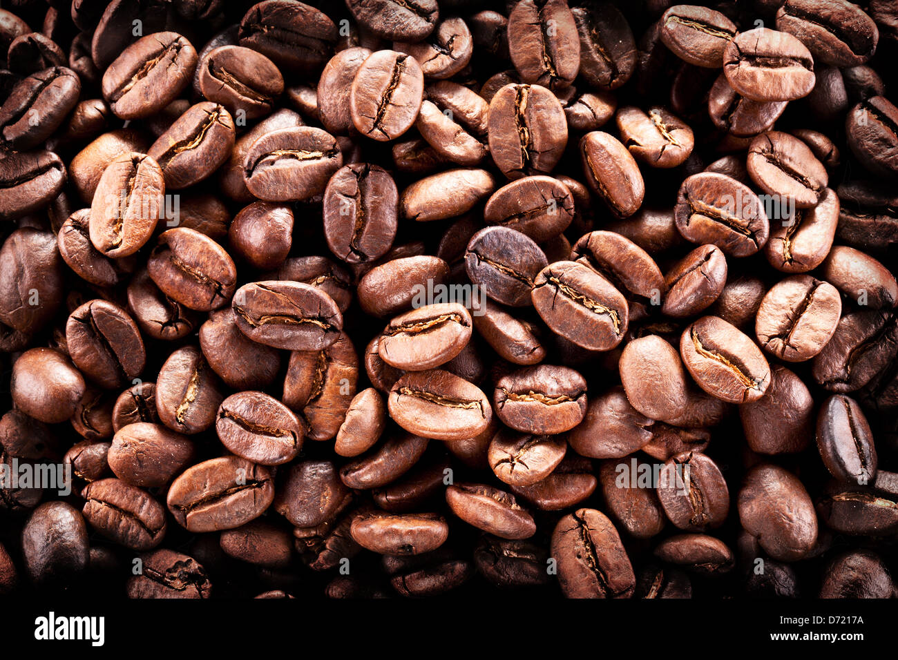 Coffee beans. Closeup snapshot Stock Photo - Alamy