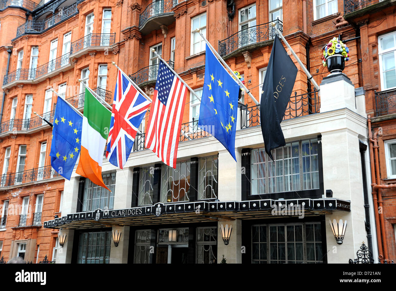 Claridge's Hotel in Brook Street Mayfair London W1 Stock Photo - Alamy