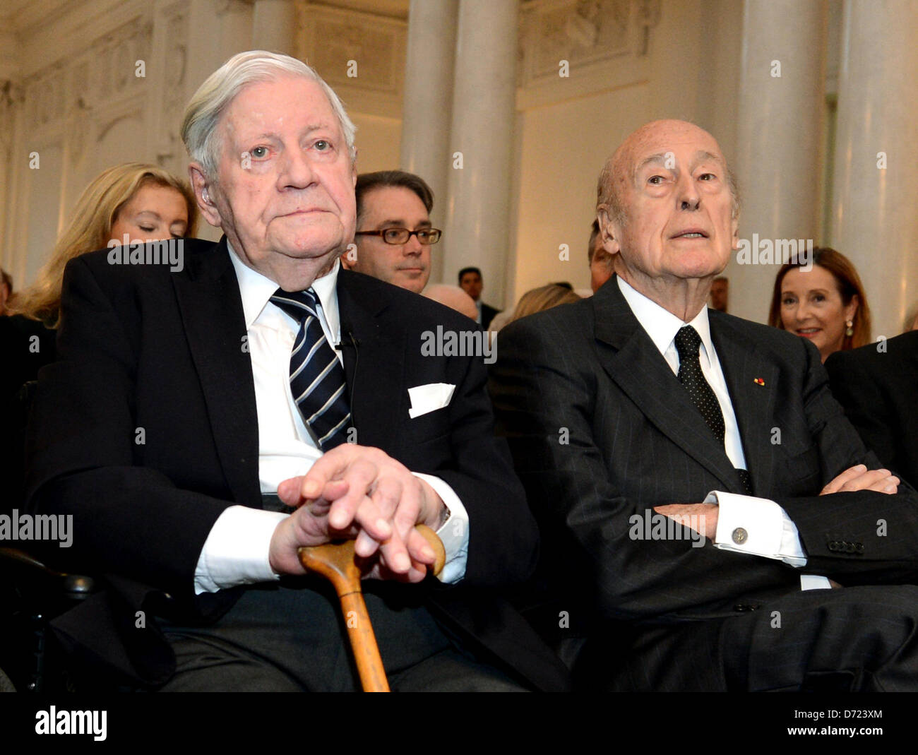Former German Chancellor Helmut Schmidt (L) and former French President ...