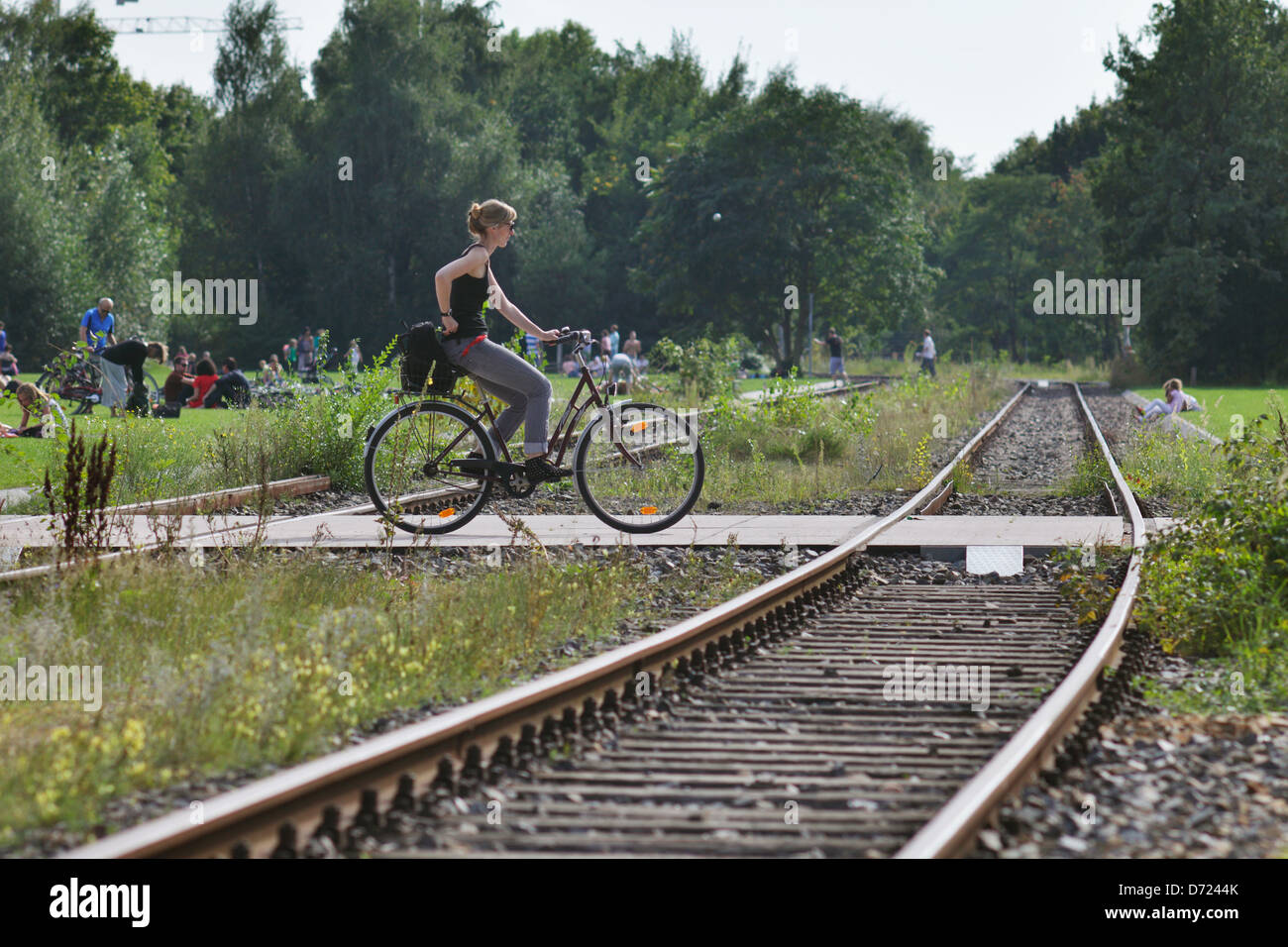 Berlin, Germany, visitors to the park on the triangle track in Berlin ...