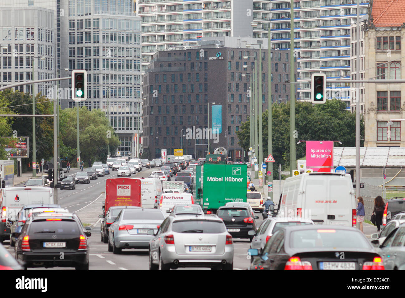 Berlin, Germany, morning rush-hour traffic on the Leipziger Strasse ...