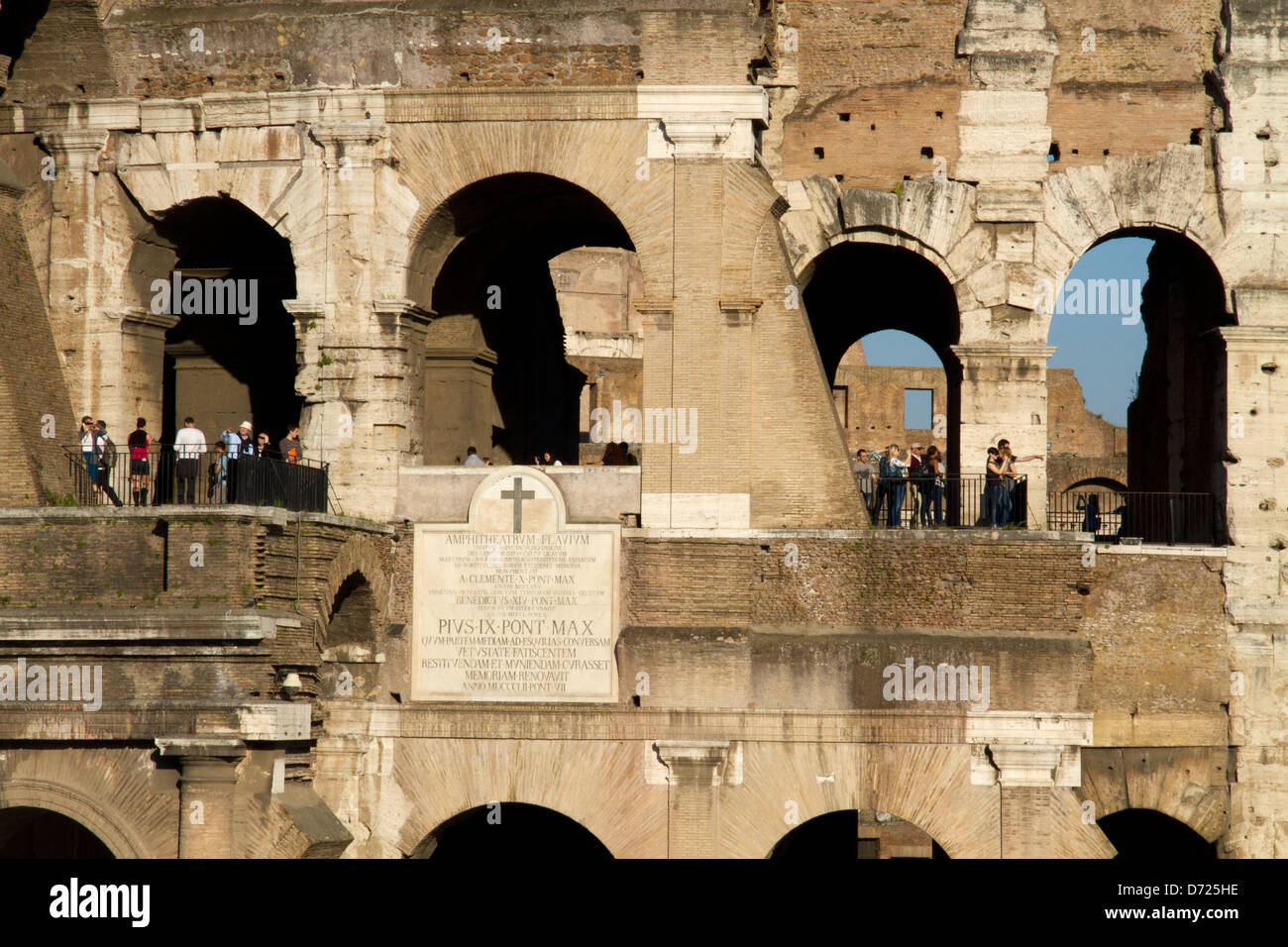 The coliseum rome italy hi-res stock photography and images - Alamy