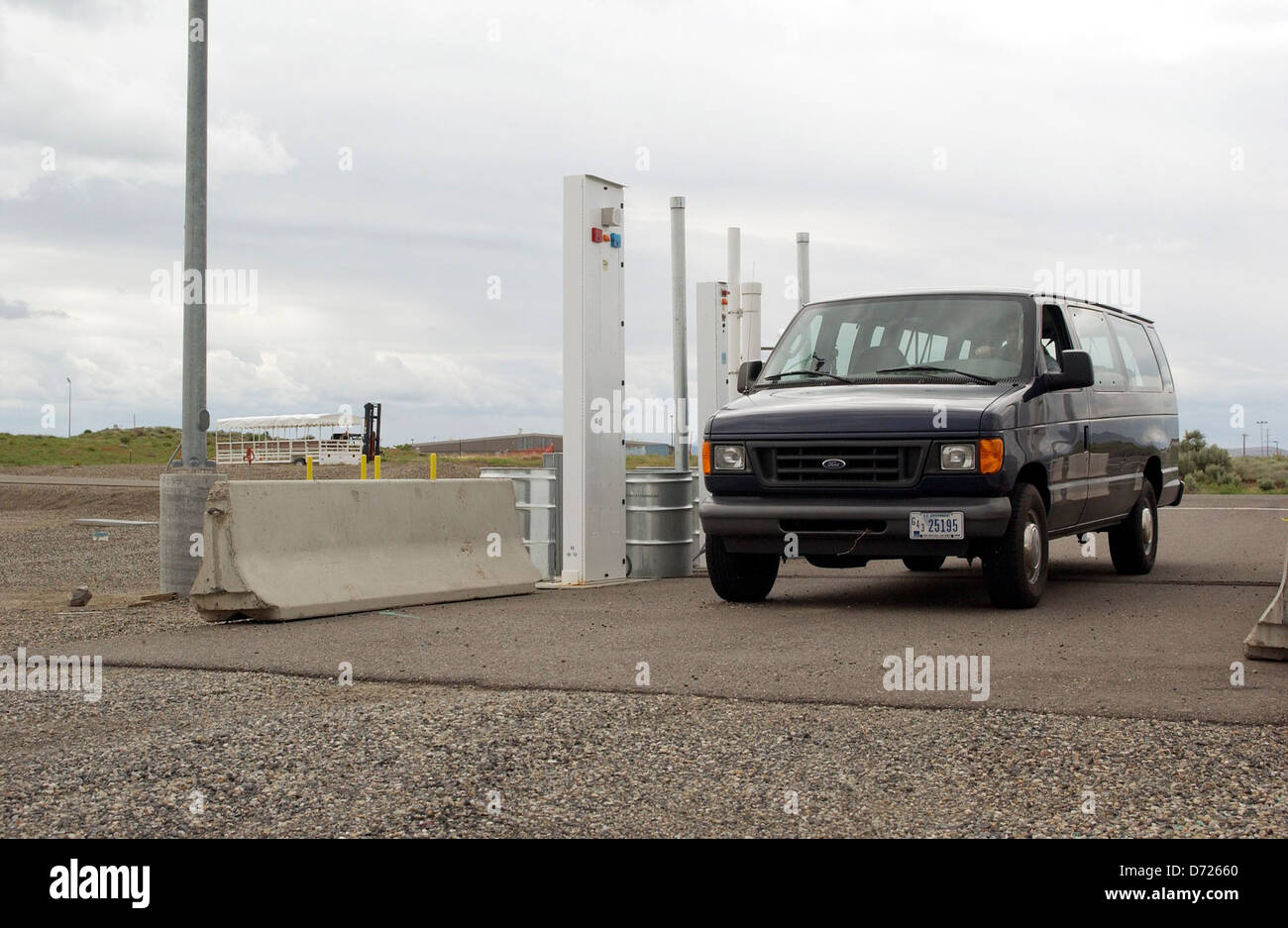 Radiation portal monitor hi-res stock photography and images - Alamy