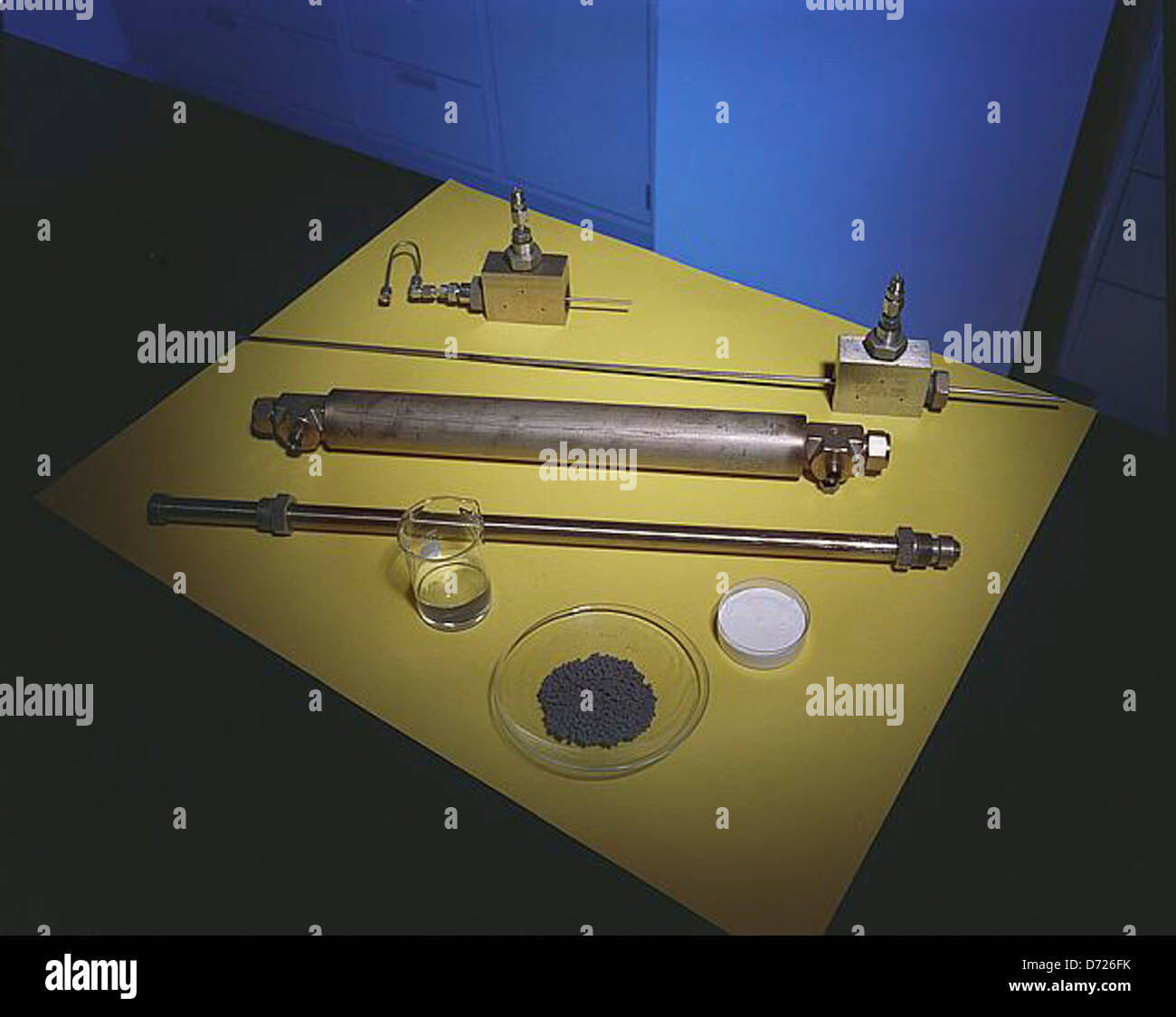 Microreactor hi-res stock photography and images - Alamy