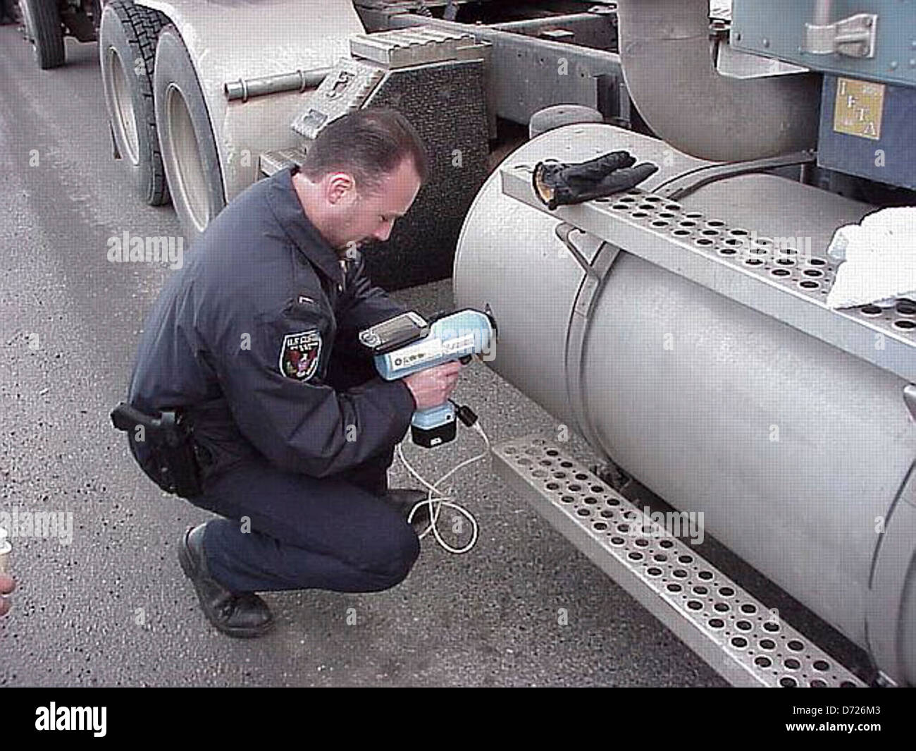 Non destructive testing hi-res stock photography and images - Alamy