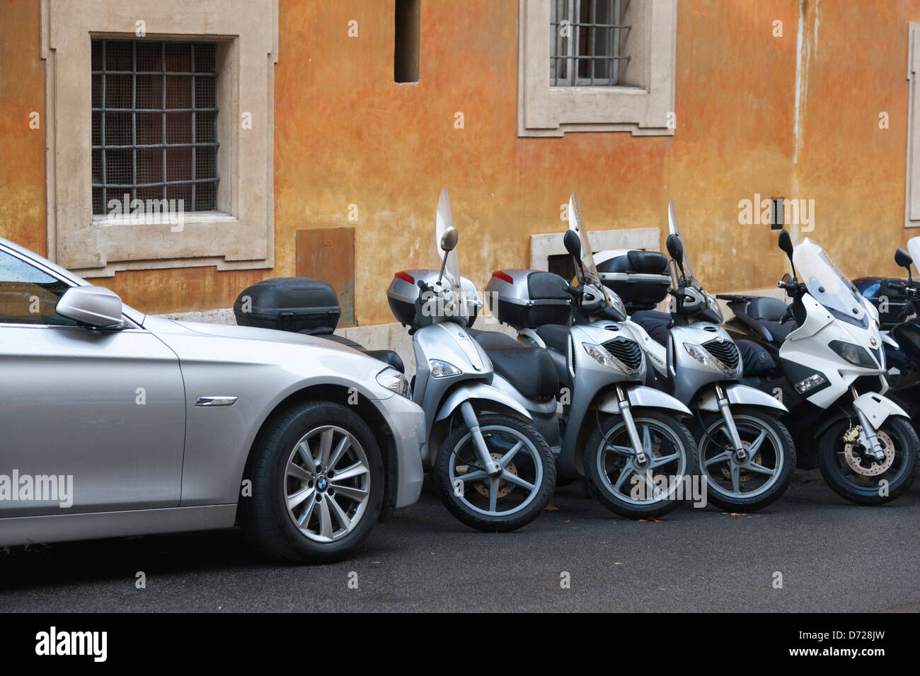 Silver motorbikes hi-res stock photography and images - Alamy