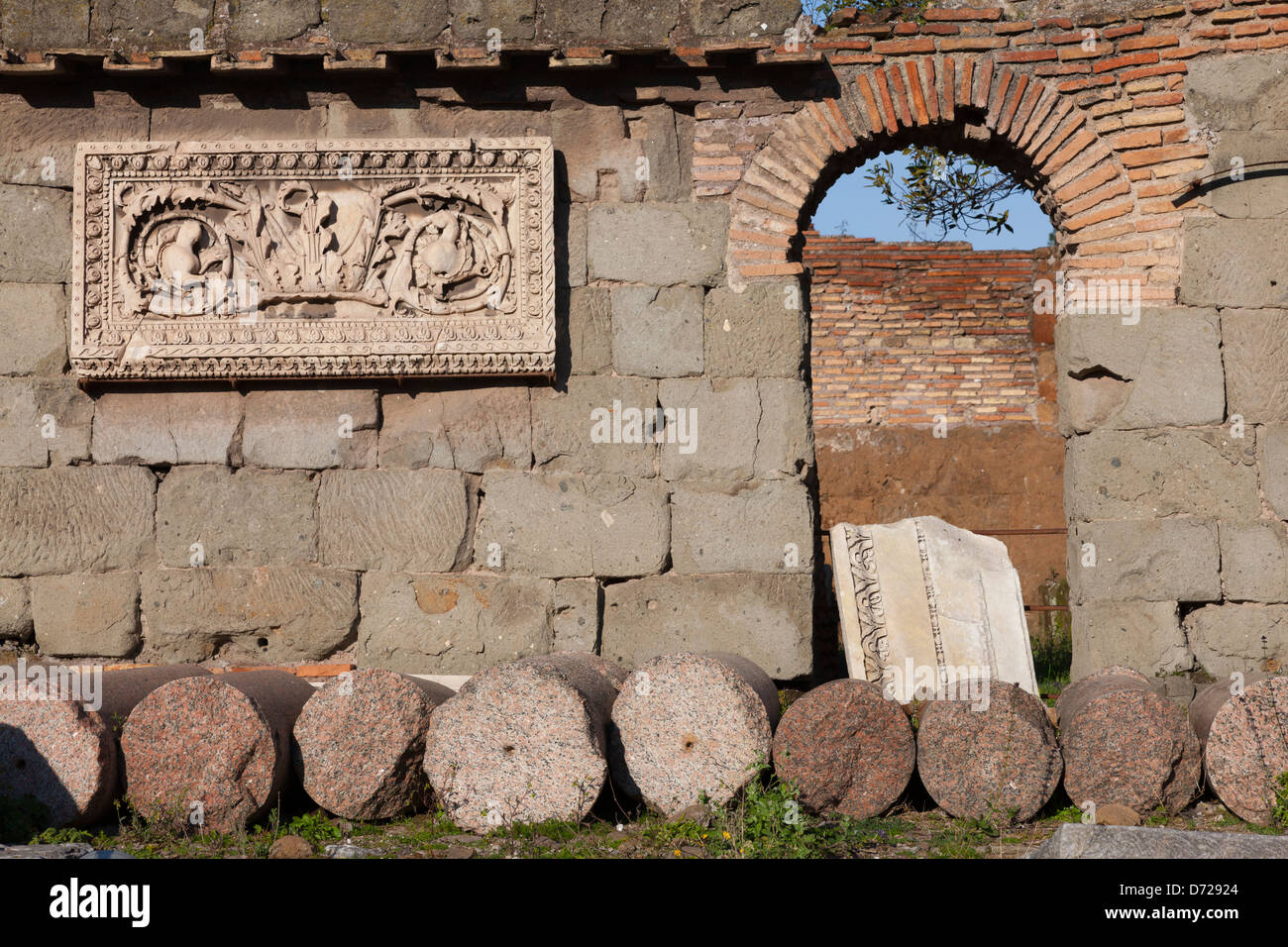 Roman house hi-res stock photography and images - Alamy