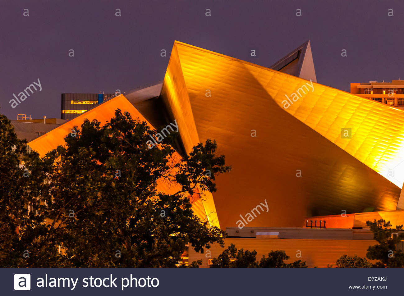 Titanium Clad Building Stock Photos & Titanium Clad Building Stock ...