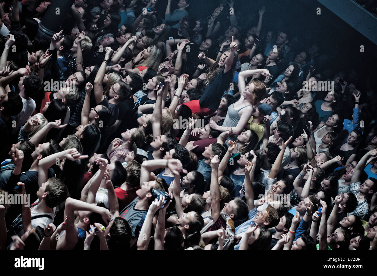 Crowd admiration hi-res stock photography and images - Alamy