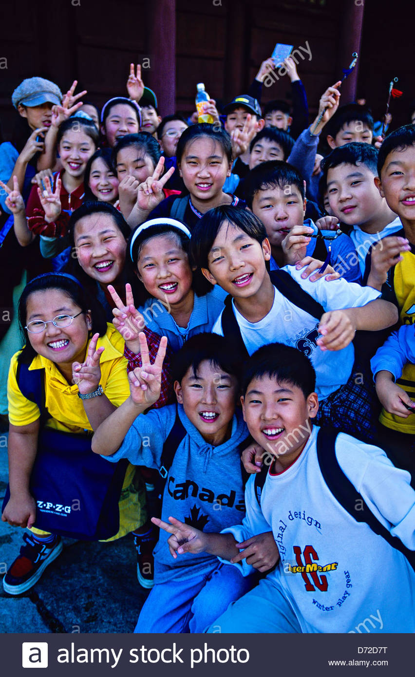 South Korea School Children Stock Photos & South Korea School Children ...