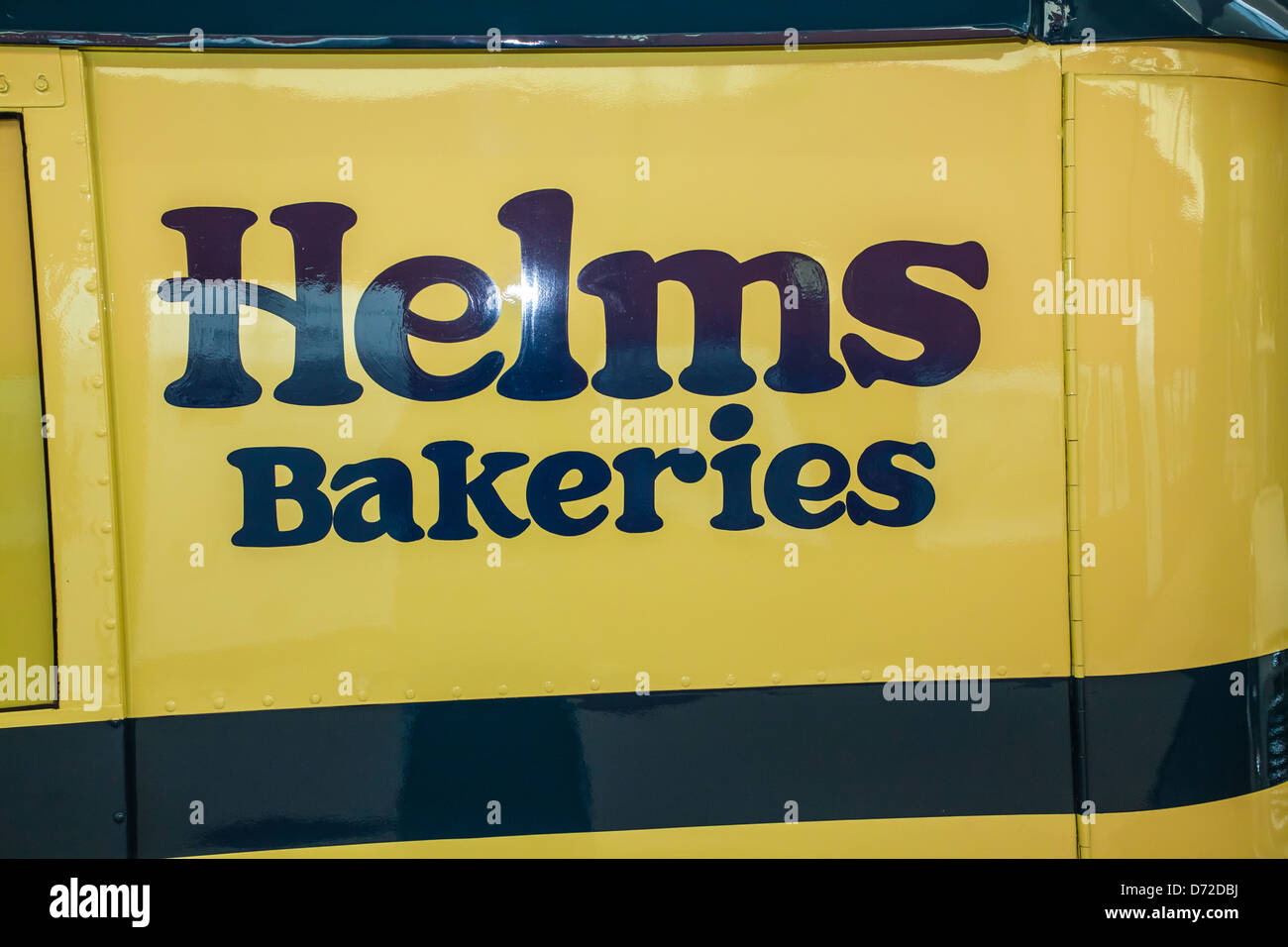 Helms Bakery Logo