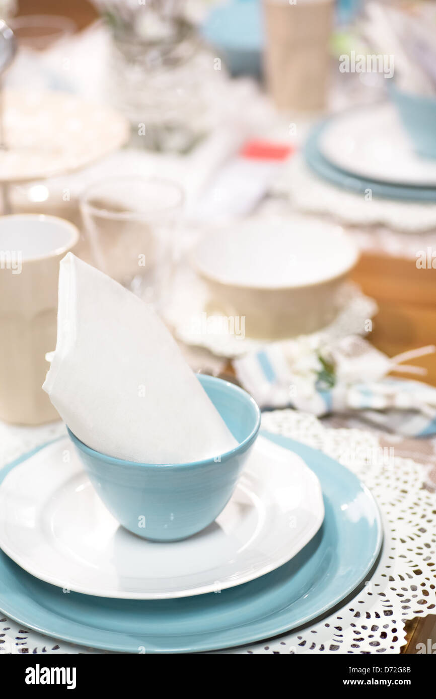 Well laid dining table hi-res stock photography and images - Alamy