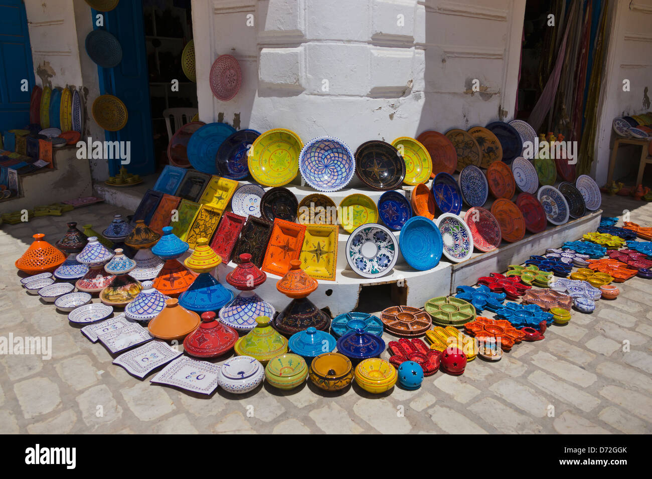 Djerba market hi-res stock photography and images - Alamy
