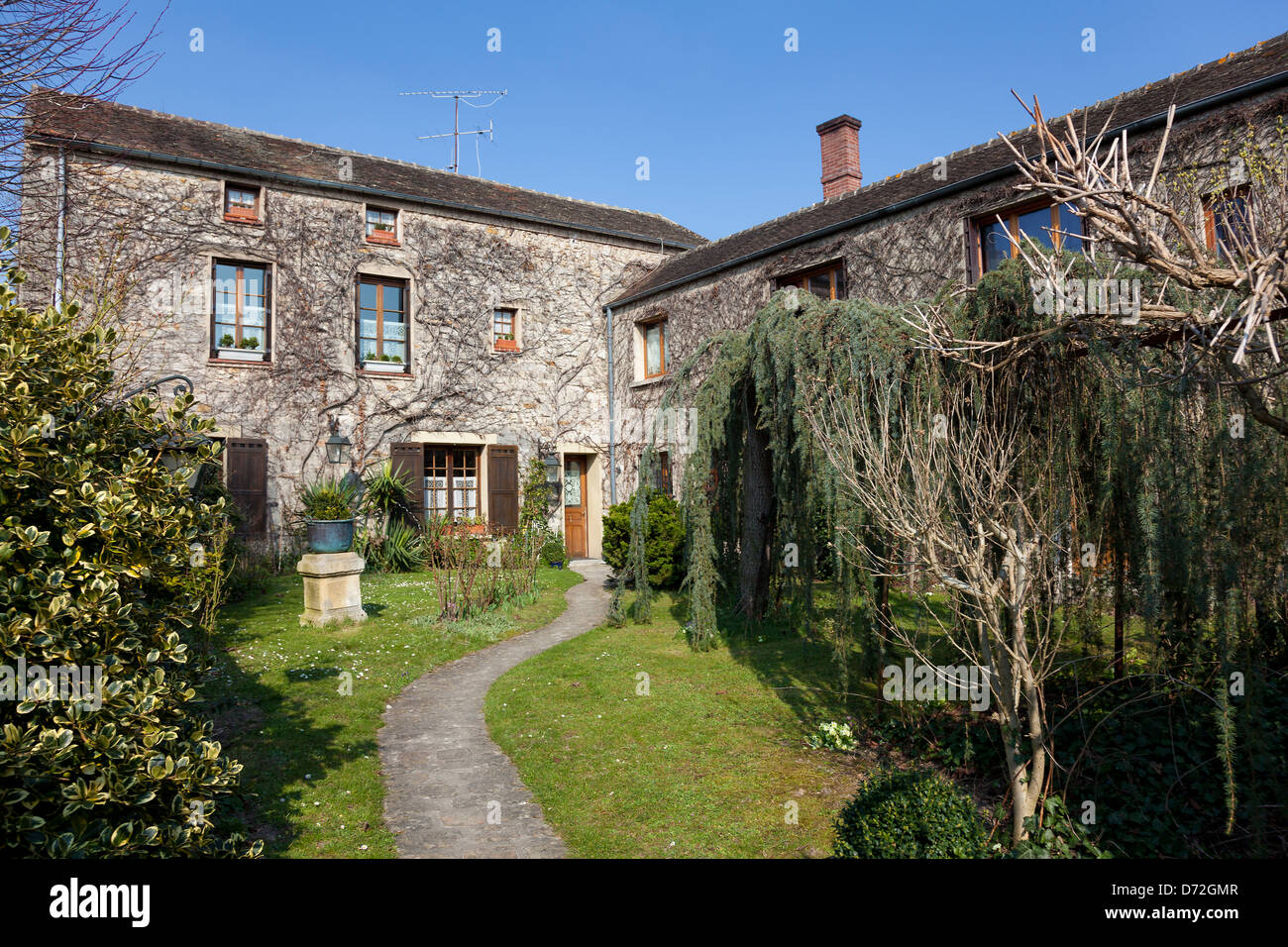 Barbizon hi-res stock photography and images - Alamy