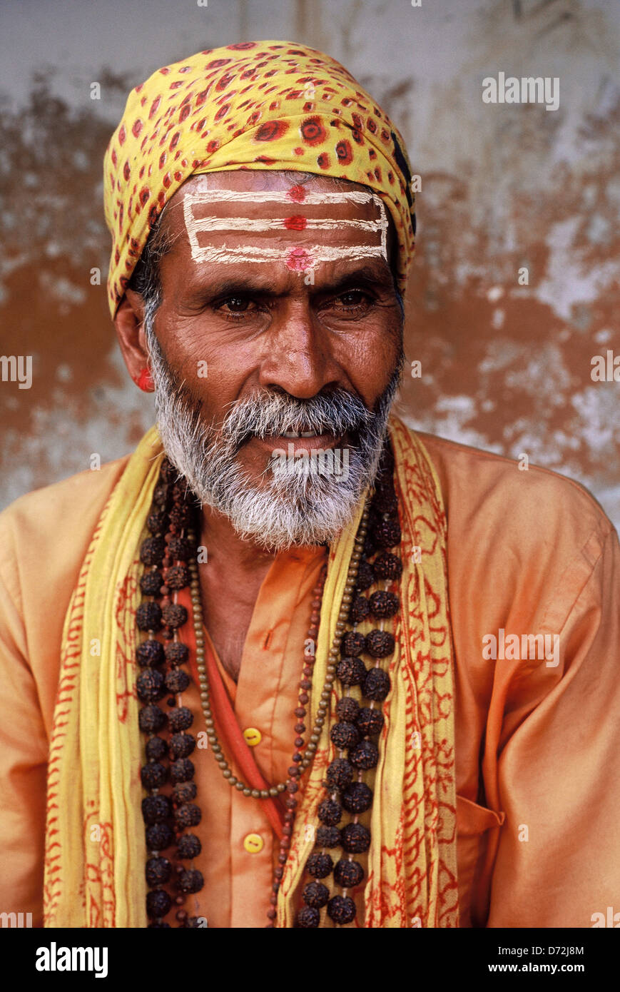 Hindu ascetic ( sadhu), worshiper of Shiva ( Nepal Stock Photo - Alamy