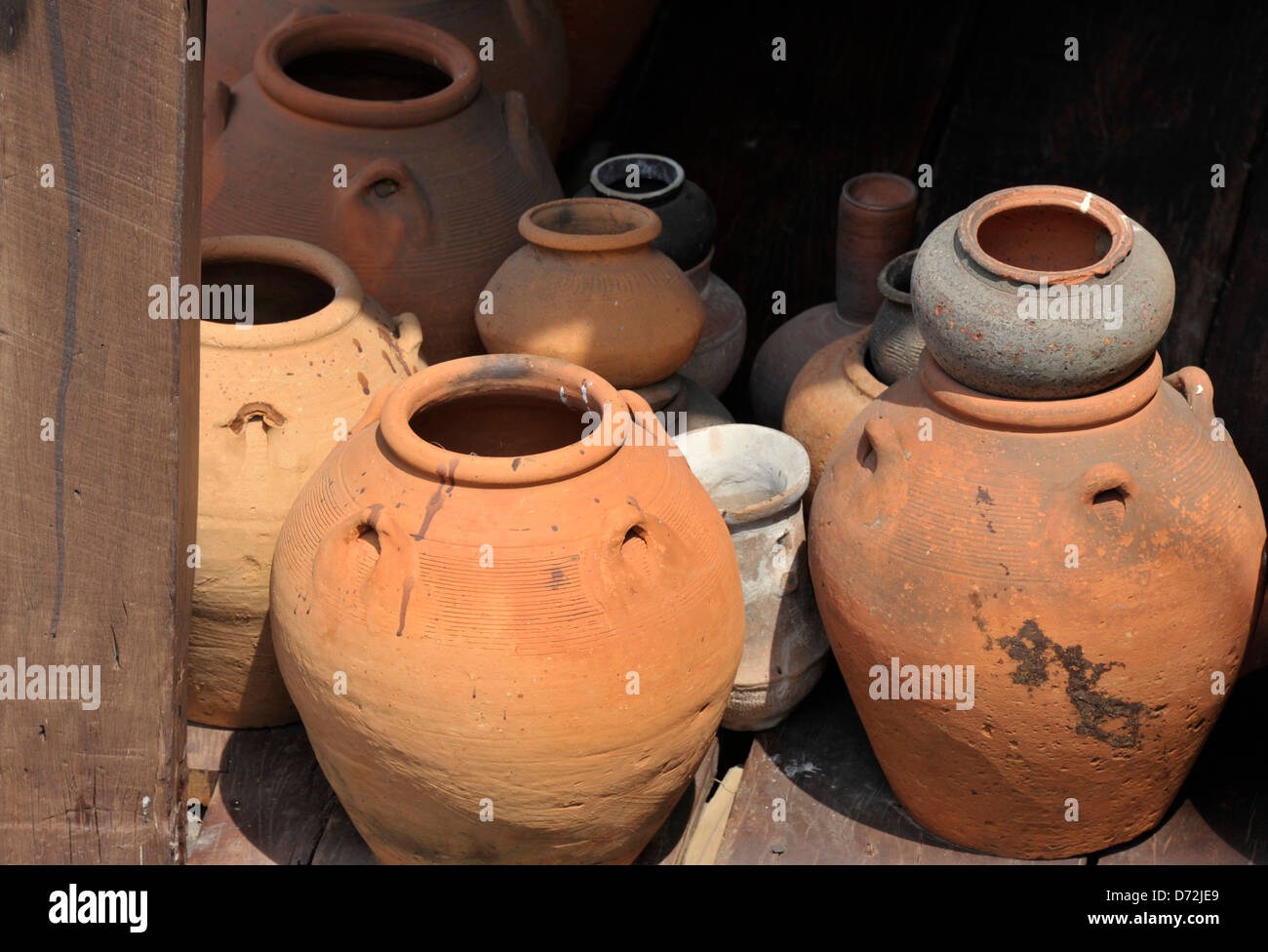 Clay pots at Ancient Siam on the outskirts of Bangkok Stock Photo - Alamy