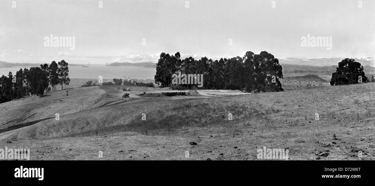 184 inch cyclotron hi-res stock photography and images - Alamy