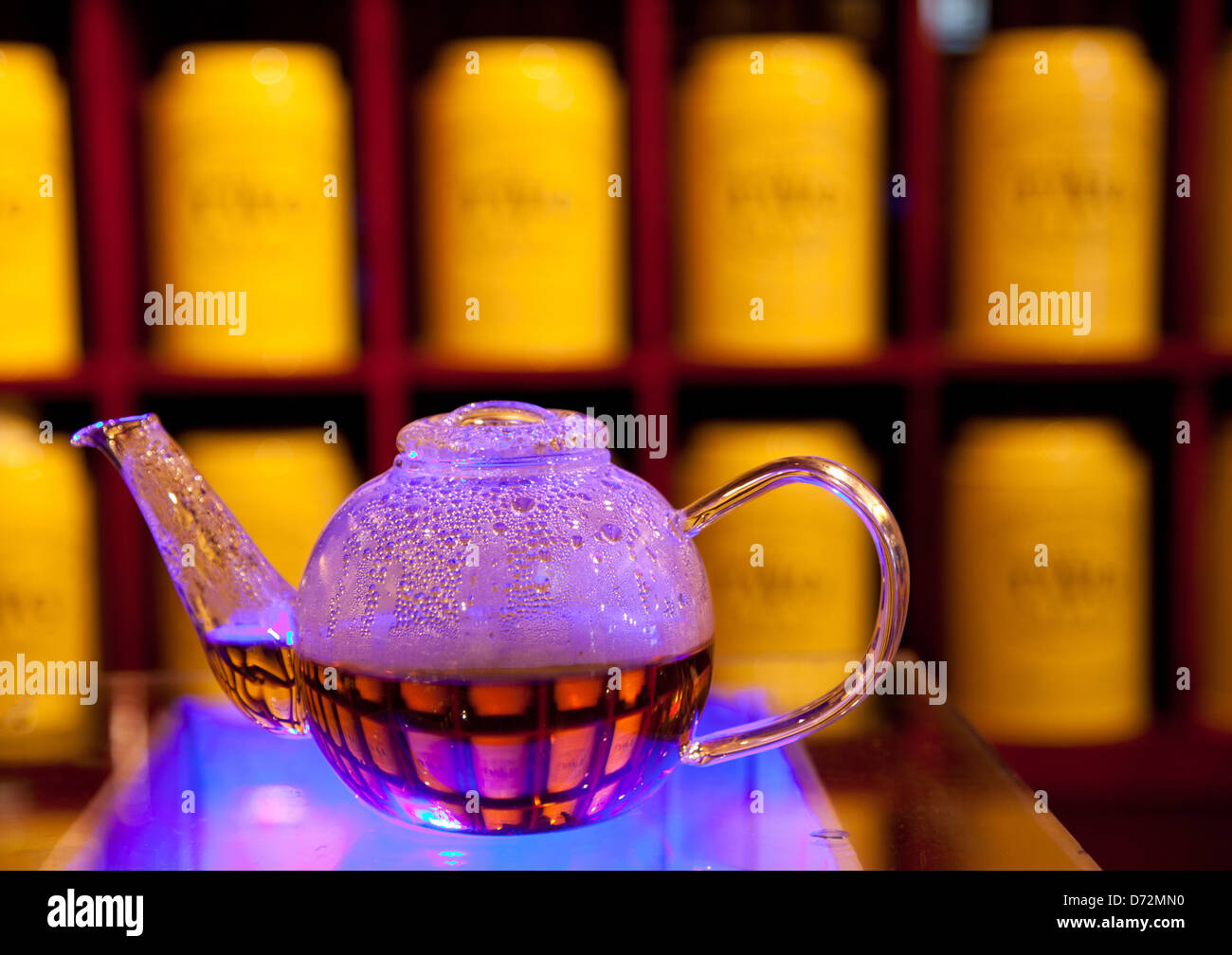 Phnom Penh, Cambodia, teapot Stock Photo - Alamy