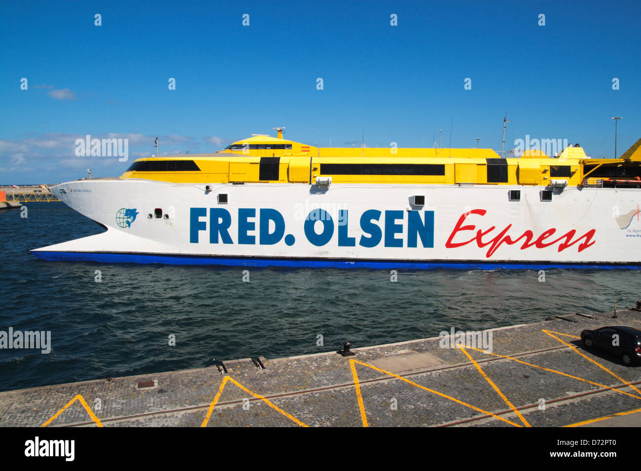 Fred Olsen Express ferryboat Stock Photo - Alamy