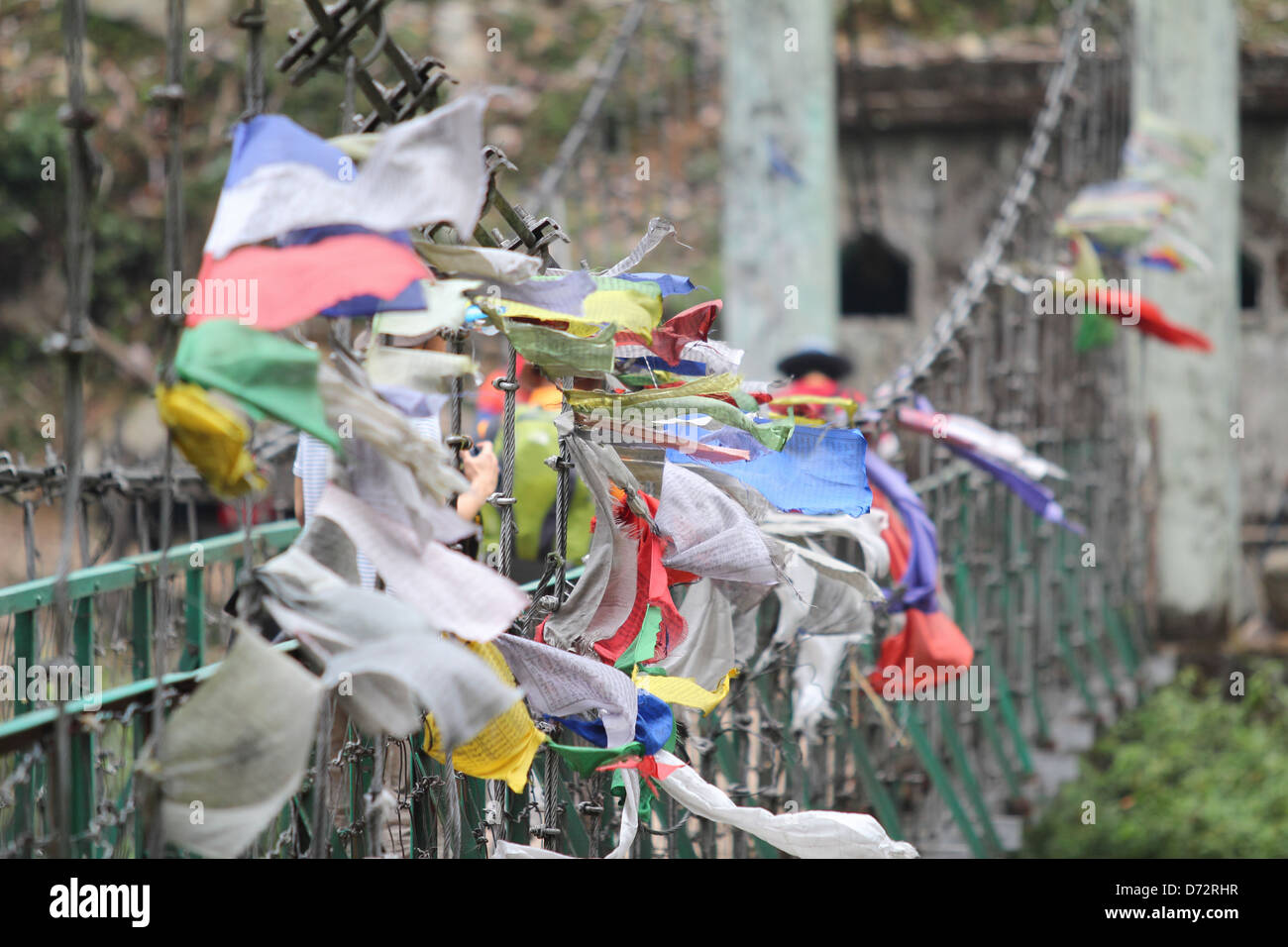 Flags prayer tibet tebetan pray om china dragon oriental flags hi-res ...