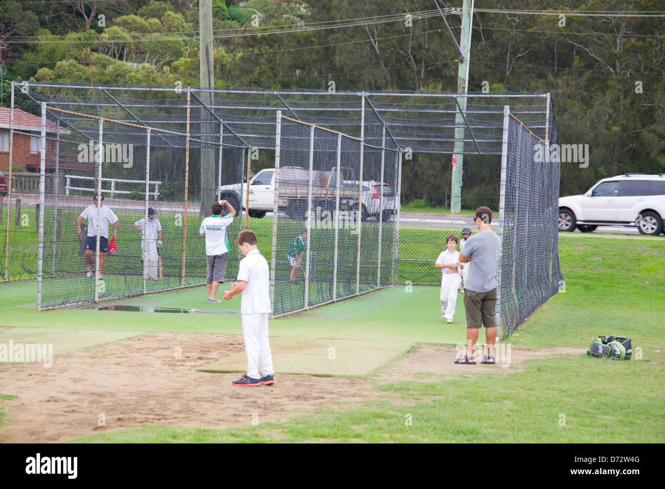 Cricket nets hi-res stock photography and images - Alamy
