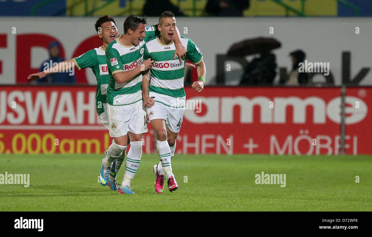 Fuerth's Nikola Djurdjic (R) gestures with Jung Bin Park (L) and Edgar ...