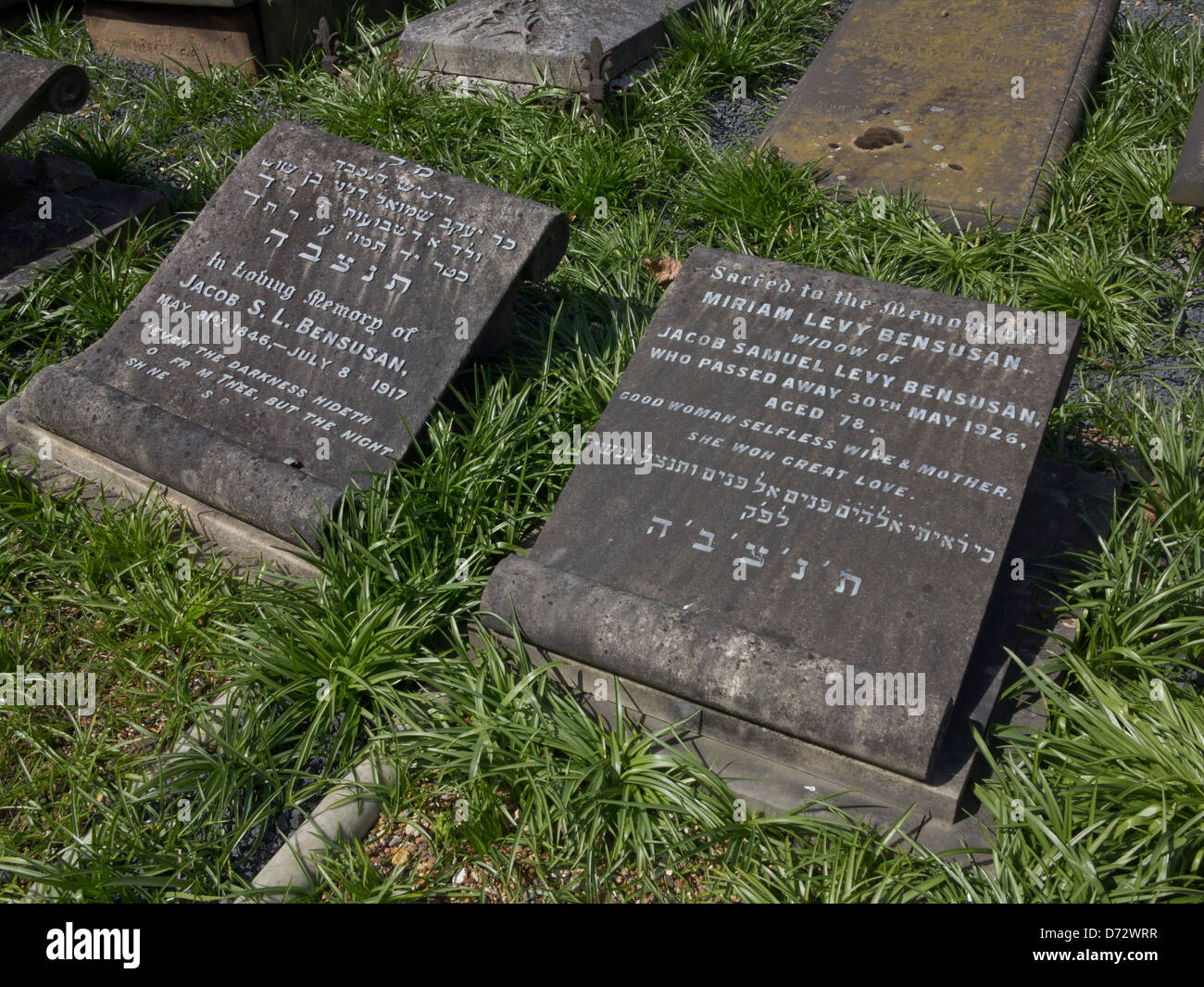 Jewish cemetery uk hi-res stock photography and images - Alamy