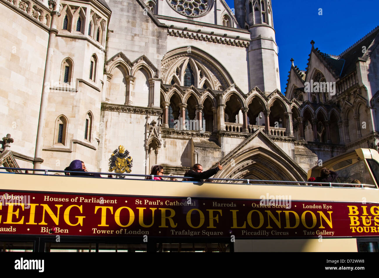 Courts bus hi-res stock photography and images - Alamy