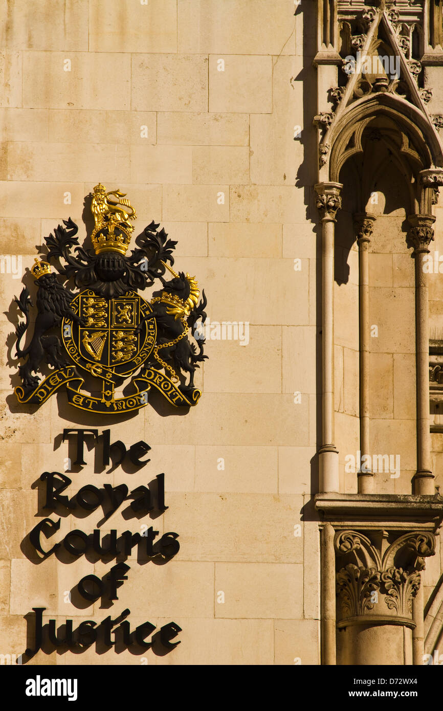 Royal courts of justice Stock Photo - Alamy