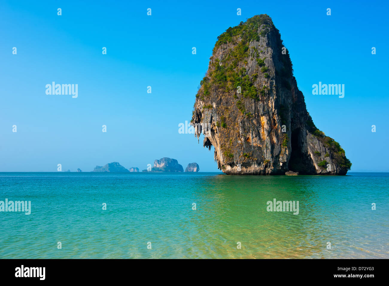 Tropical beach landscape with rock formation island and ocean. Pranang ...